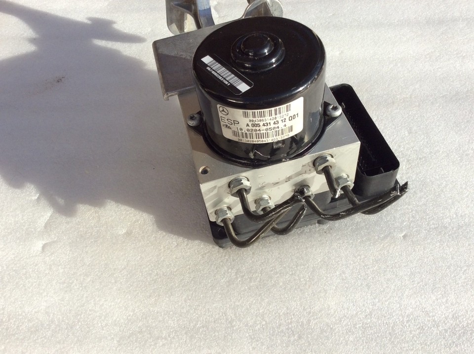 05 06 07 08 09 Mercedes W203 C230 CLK320 ABS Anti Lock Brake Pump ESP ...
