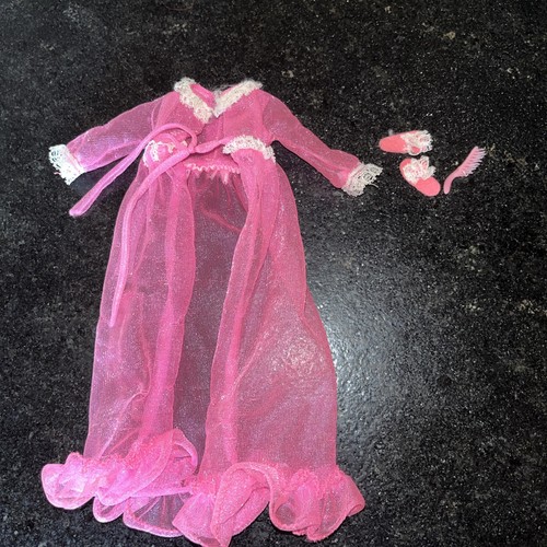 Vintage 1968 Barbie Francie Night Blooms #1212 Robe Slippers Brush | eBay