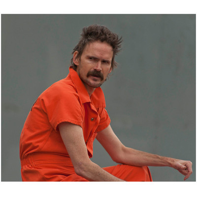Justified Jeremy Davies as Dickie Bennett in Prison Yard 8 x 10 Inch ...
