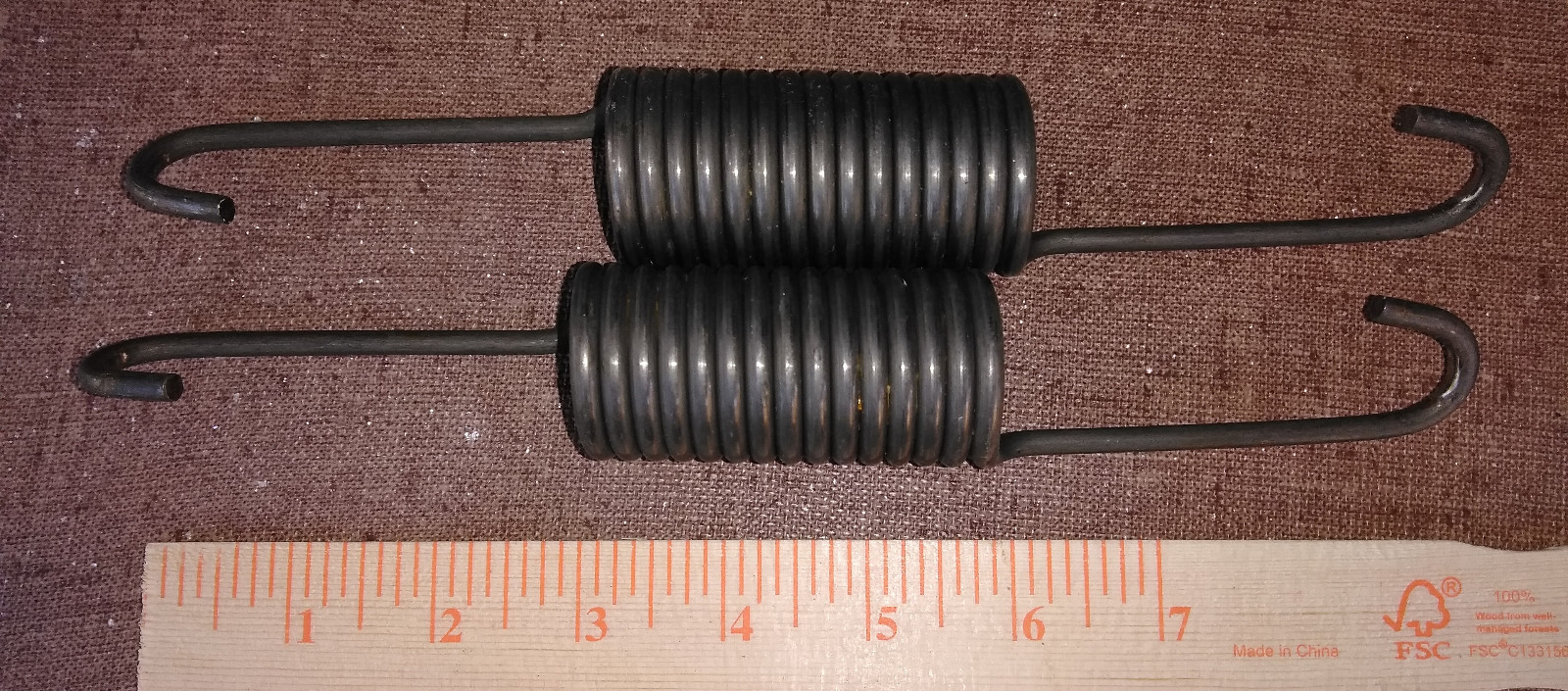 24AA84 PAIR OF SPRINGS FROM BOSCH WASHING MACHINE: 9-1/4" X 2-5/8" X 1 ...