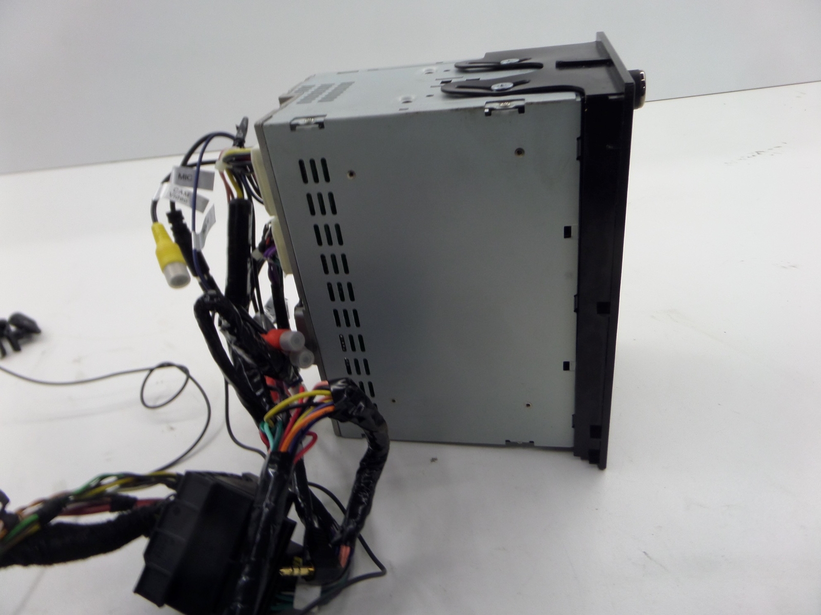 VW Jetta GLI Pioneer Acoustik CarPlay Stereo Radio Deck MK4 CP-650 Golf ...