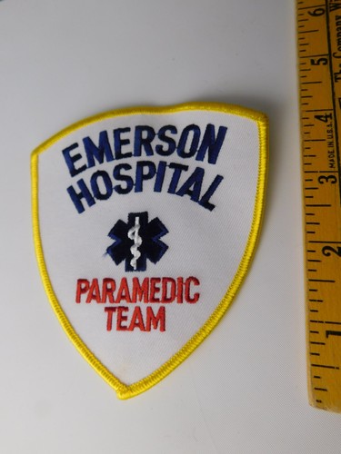 EMMERSON HOSPITAL PARAMEDIC TEAMEM ERGENCY MEDICAL PATCH SHOULDER CREST ...