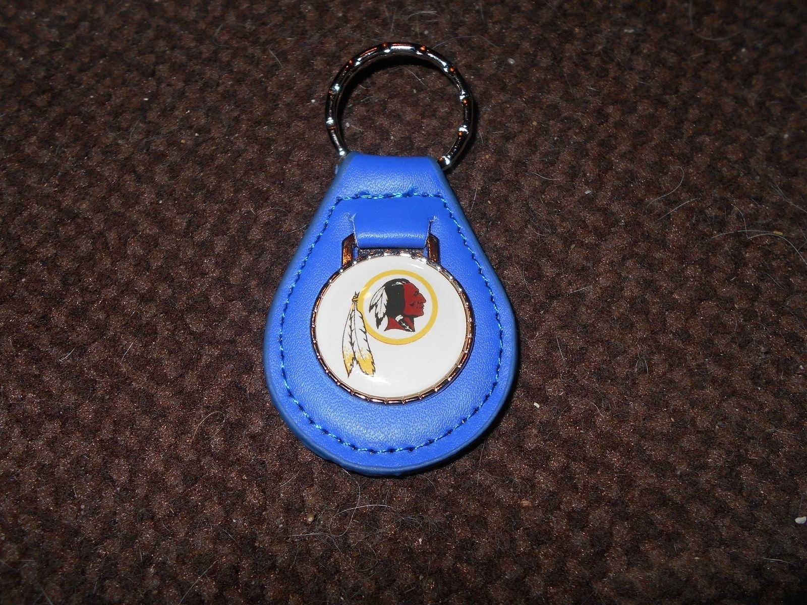 WASHINGTON REDSKINS INDIAN CHIEF HEAD VINTAGE LOGO KEYCHAIN KEYRING ...
