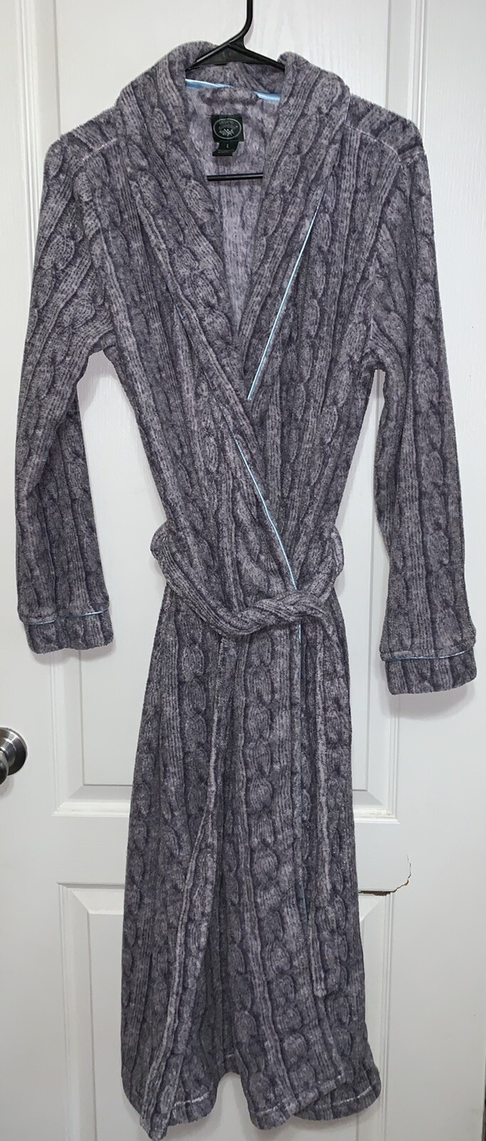 Laura Ashley Women's Gray Plush Cozy Knee Length Spa Robe Pockets Size ...