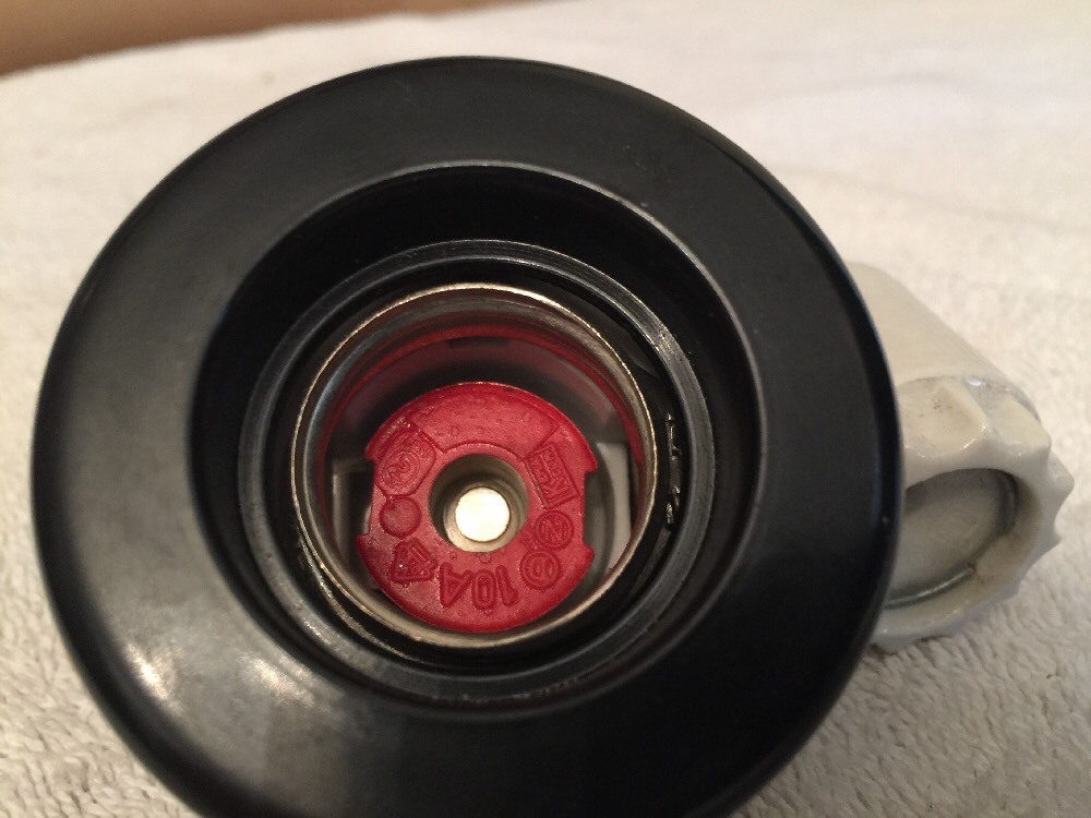 Kema Keur Ceramic Fuse Base Holder w/ 10mp 500Volt Siemens Ceramic Fuse ...