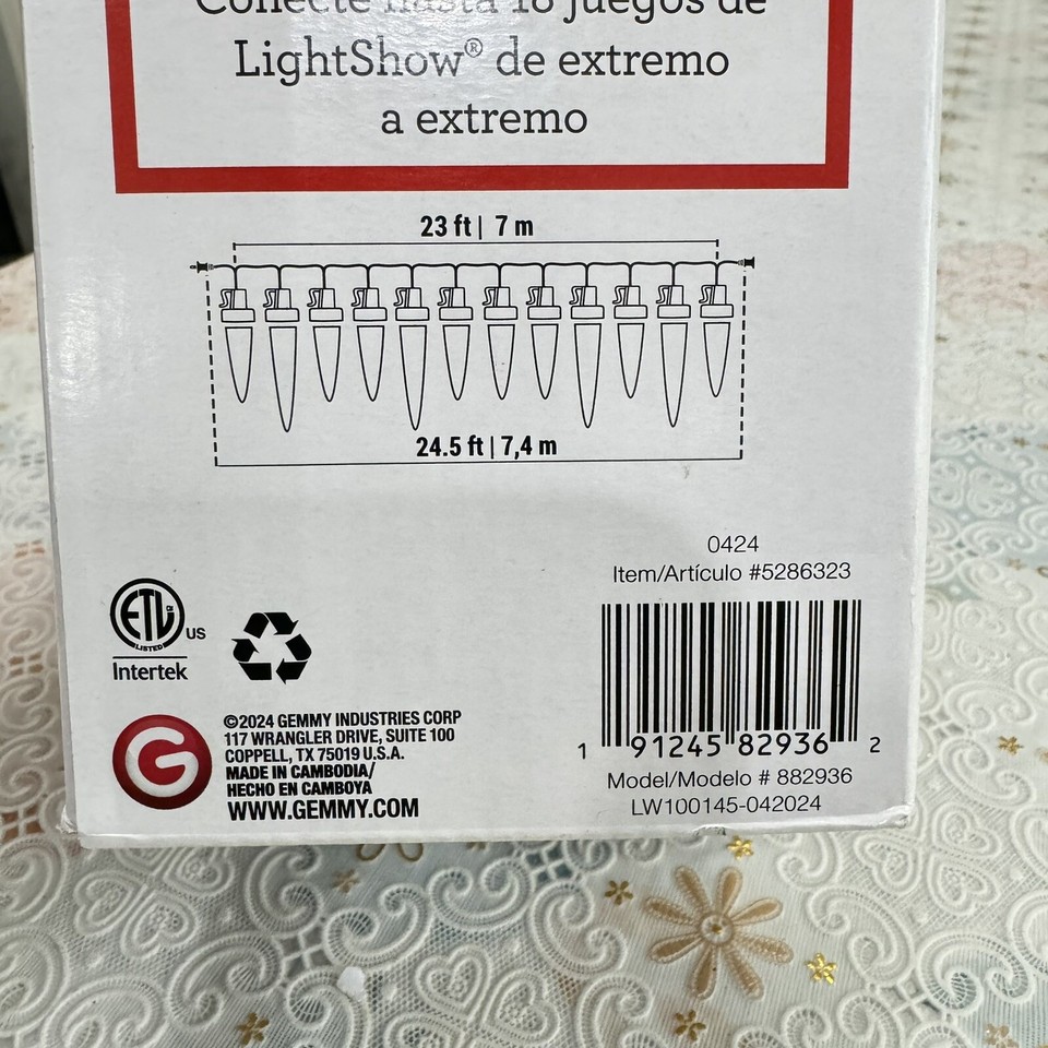 Gemmy Lightshow 24 Count Color Motion White LED Christmas Icicle Lights ...