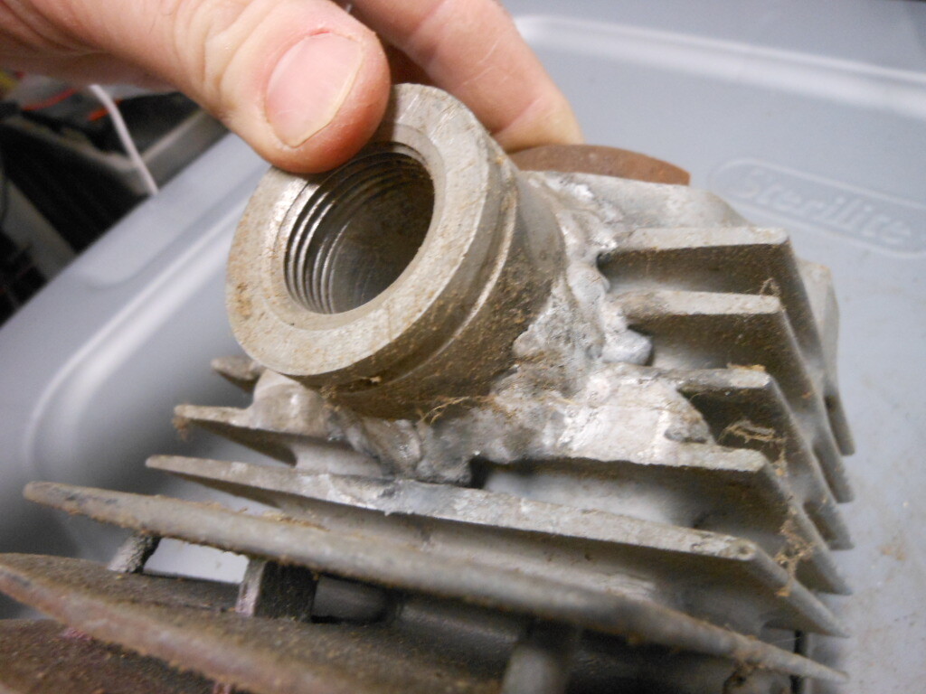 Suzuki OEM 49.75 mm 196 cc Right Cylinder ?? T200 X-5 Invader TC200 ...