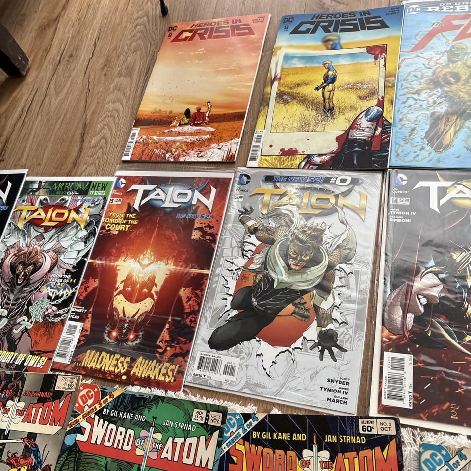 36 DC Comics Huge Mixed Lot Ungraded Batman Superman Flash Sword Of ...