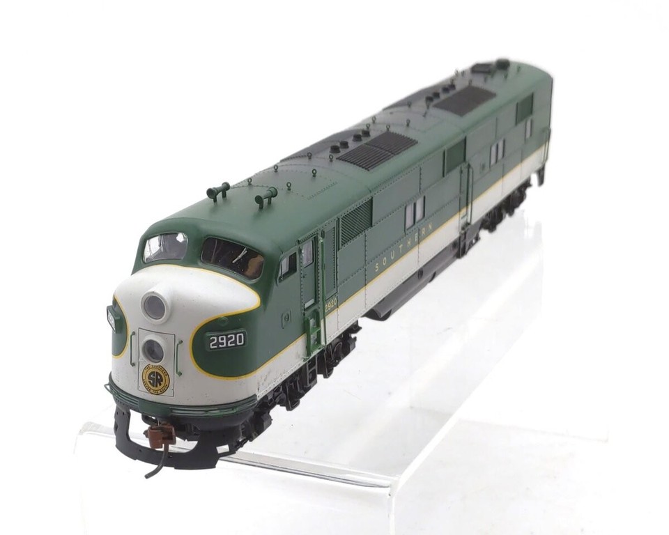 Proto 2000 23073 HO Scale Southern A-Unit Diesel Engine #2920 w/DCC ...