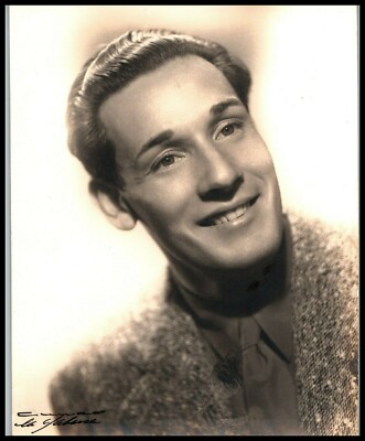 MEXICAN SINGER & ACTOR TITO GUIZAR HANDSOME PORTRAIT 1950s ARMAND CUBA ...