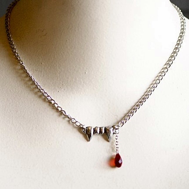 Gothic Fashion Vampire / Dracula Fangs & Red Crystal Blood Drop Pendant ...