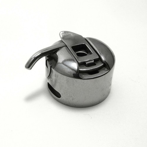 SINGER SEWING MACHINE BOBBIN CASE FITS MODEL 15-88 15-90 15-91 15-125 ...