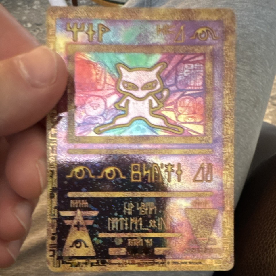 Pokémon Nintendo Ancient Mew Promo Holo 1999 Vintage TCG Collectible ...