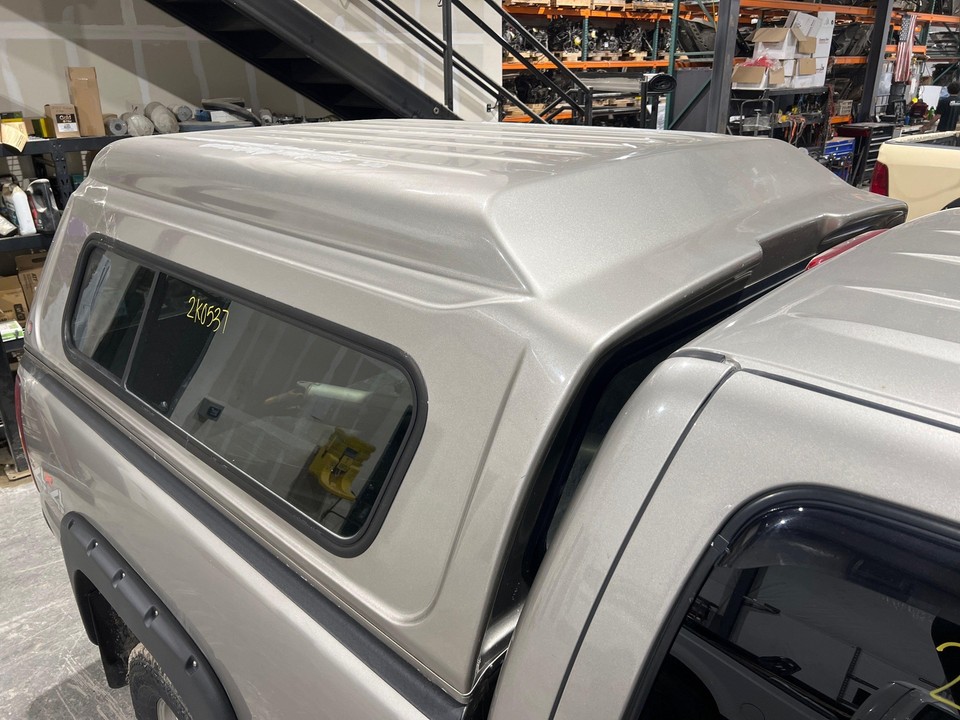 2002 GMC Sierra 2500HD Pewter Met-11U Camper Shell *(NO Rear Glass ...