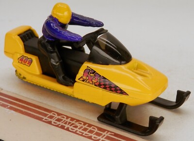 Matchbox Snowmobile Yellow w/Purple&Black Rider 1:40 Scale FX3 402 | eBay