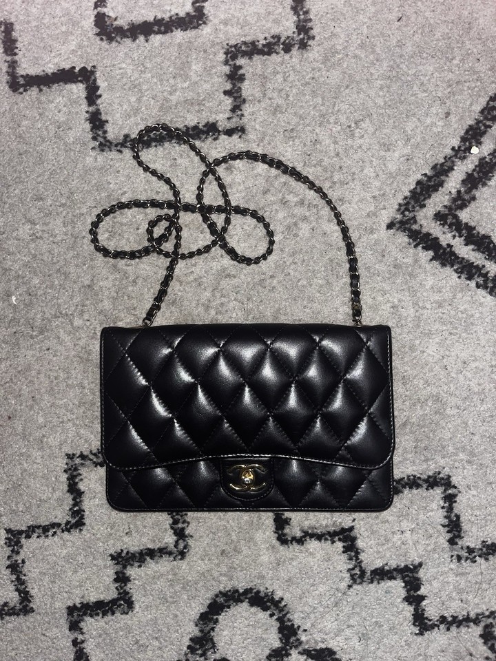 Vintage CANEL Black Quilted Chain Strap Shoulder Bag Gold Hardware Turn ...