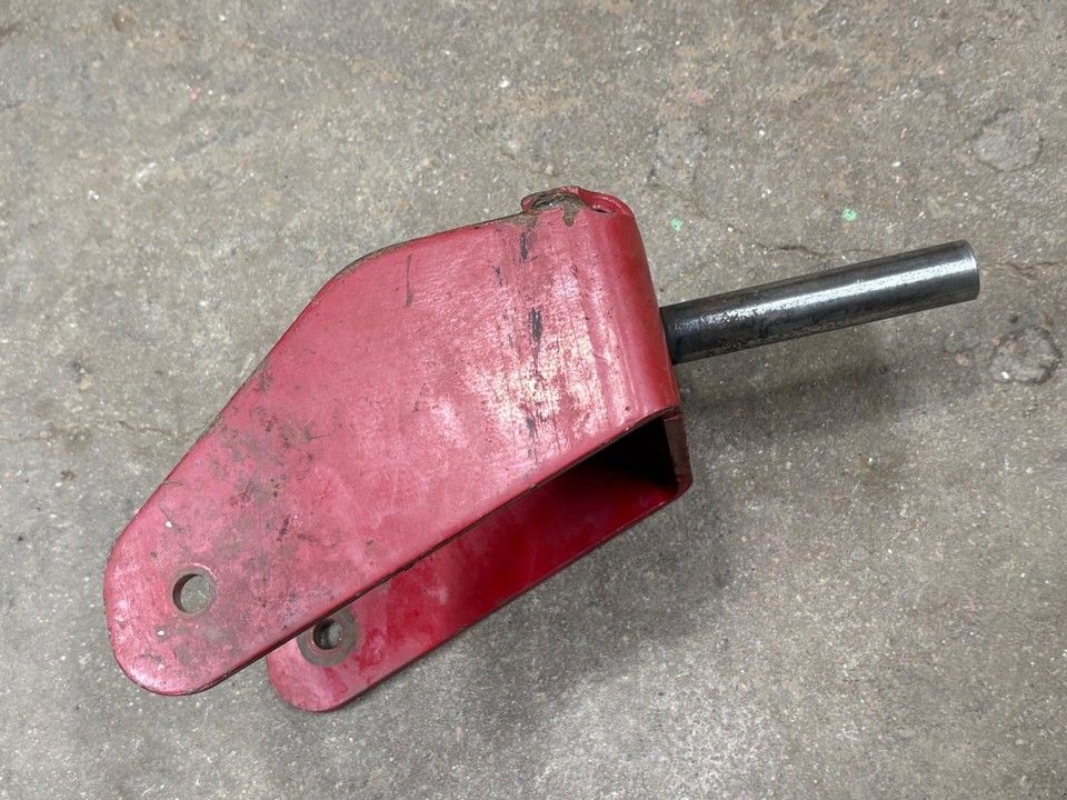 Craftsman Z6400 46 inch ZTR Mower Caster Wheel Yoke 603-05058B-4044 | eBay