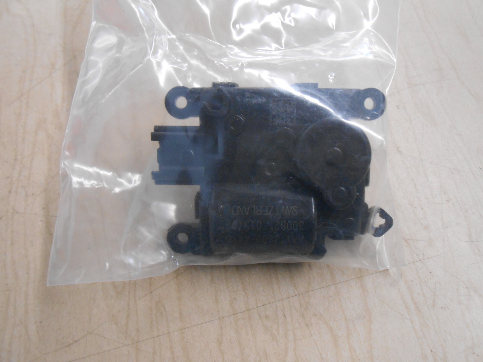 JX6Z-19E616-FA Ford door actuator NEW T109 | eBay