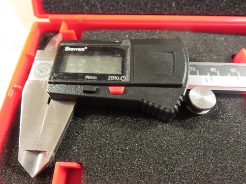 Starrett EC799A-6/150 LCD Electronic Caliper Measuring Tool - Black for ...