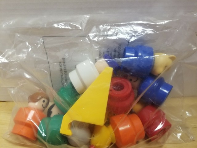 Battat Spinning Bus Pull Along Toy With 9 Figures Spinning Toddler Toy ...