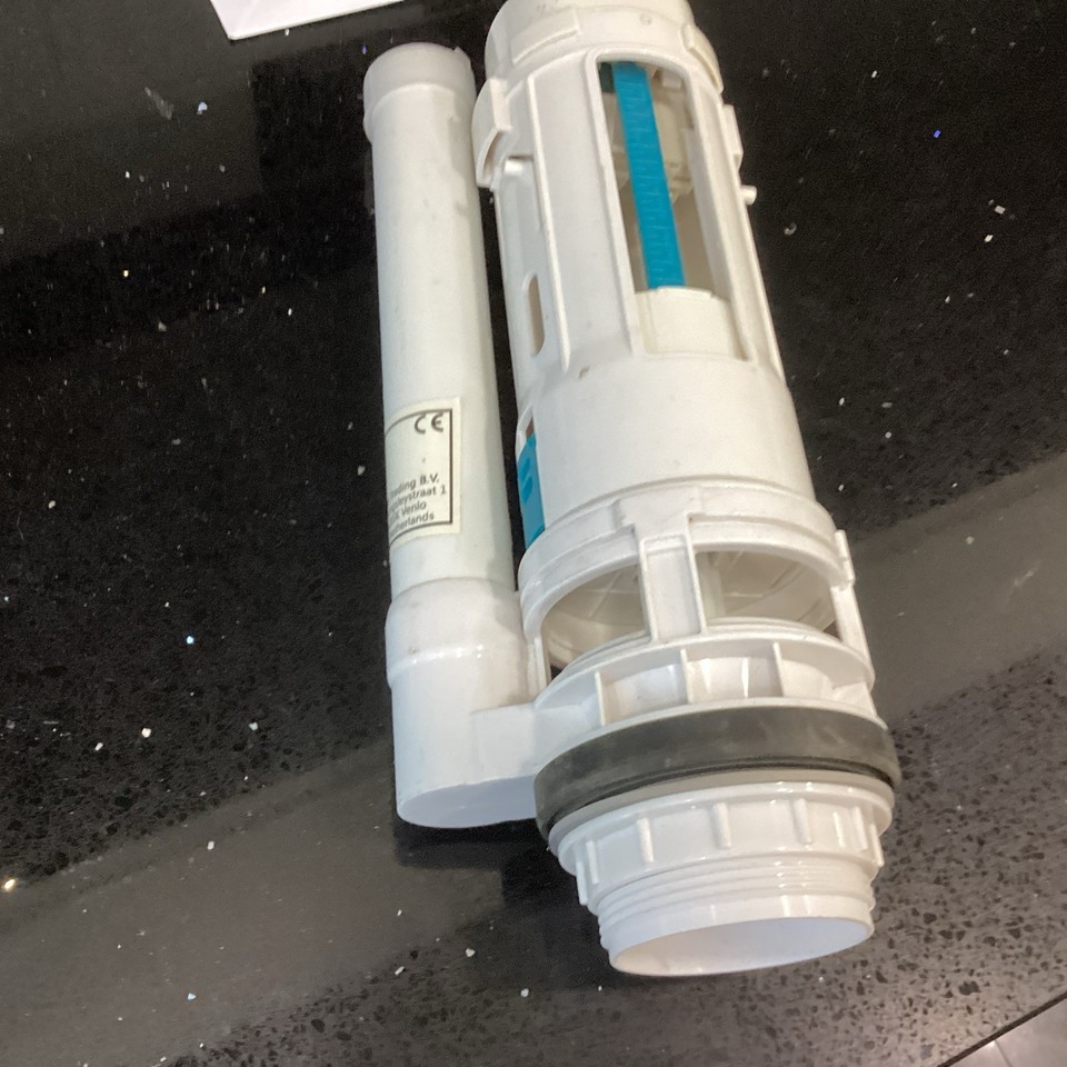 Dual Toilet Flush Valve Push Button Syphon Kit Top Mount Cistern ...