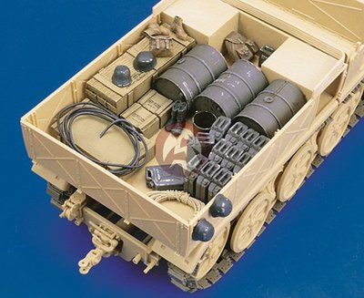 Royal Model 1/35 Sd.Kfz.9 "FAMO" 18 Ton Heavy Half-track Stowage Set ...