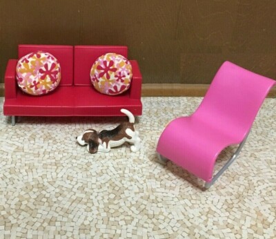 2005 Barbie Doll Red Sofa Love Seat Futon Living Room Decor Collection ...