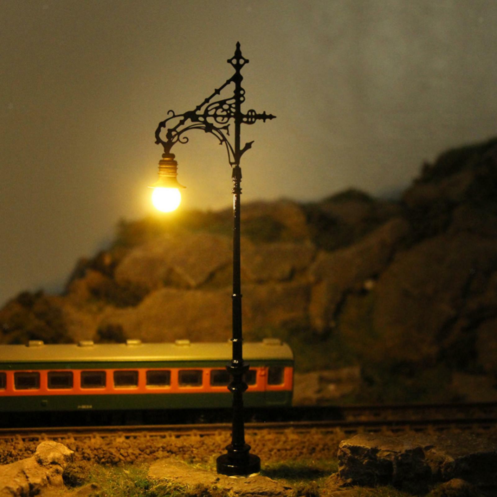 Modelleisenbahn Straßenlaterne HO TT Scale Lampe Laternenpfähle 12V ...