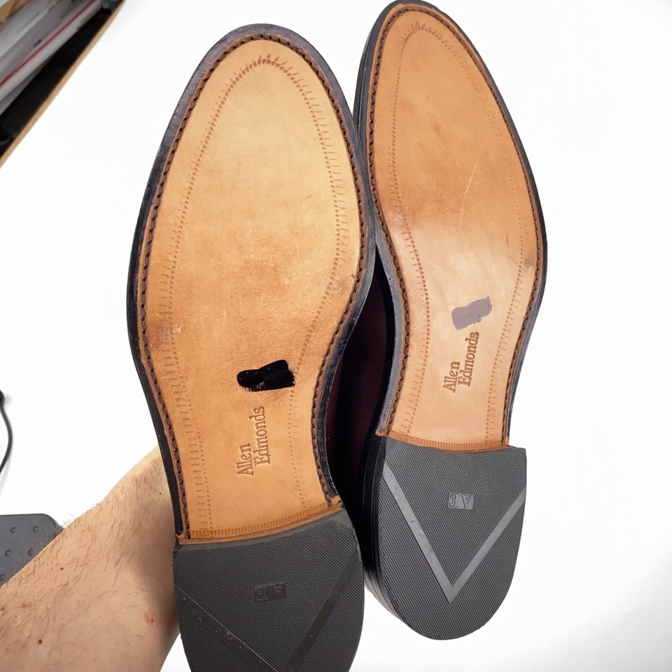 Allen Edmonds Manchester Men's Burgundy Tassel Wingtip Loafers 8577 ...