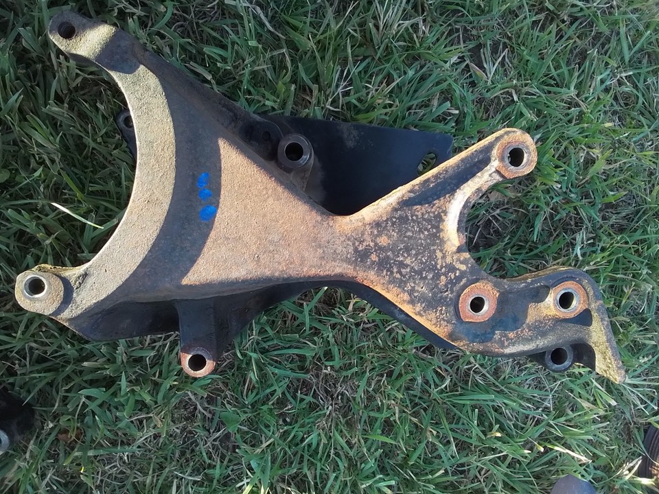 94-95 Chevy GMC Trucks 454 TBI Brackets & Pulleys Serpentine Belt OEM ...