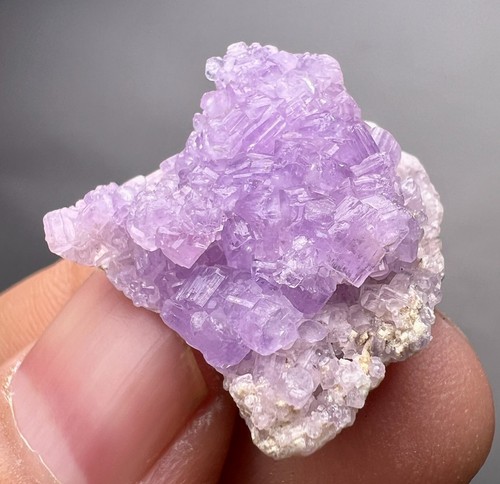 59 Ct Full Terminated Beautiful Purple Apatite Crystals On Matrix @AFG ...