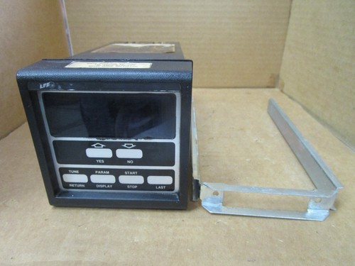 LFE Frontier Micro Temperature Controller MODEL 2000 E0-8040-3401 Used ...