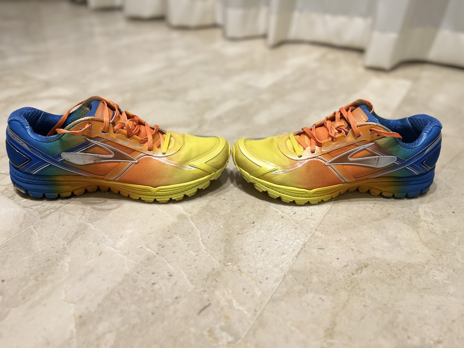 Brooks GHOST 8th edition LIMITED EDITION Mens Running… - Gem