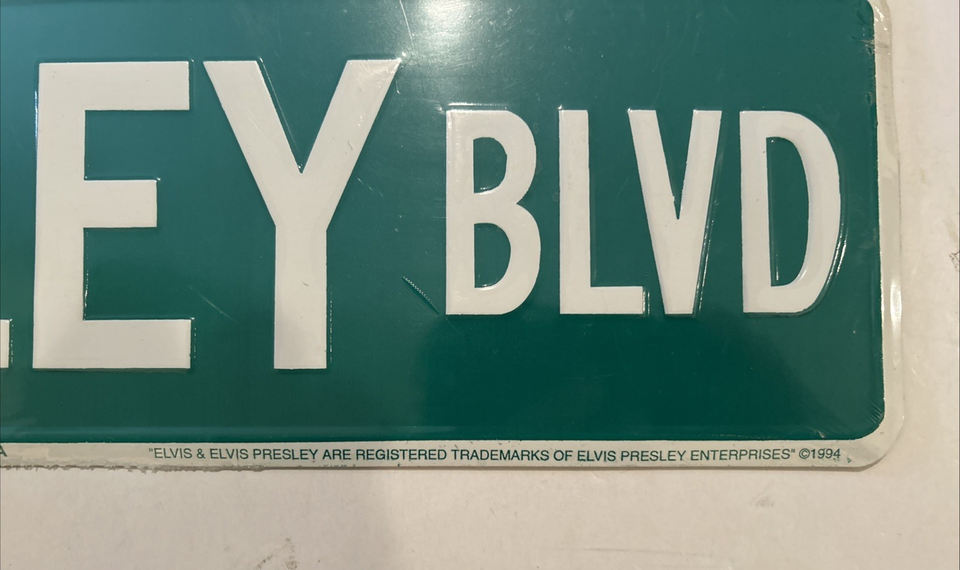 1994 ELVIS PRESLEY BLVD TIN Street Sign E.P.E. Official 24” x 5” Green ...