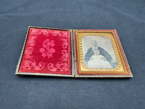 Antique 1/6th Plate Daguerreotype Photograph Photo, A Lady with child ...