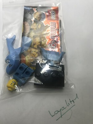 LEGO 71011 Minifigures Series 15 NEUF homme en costume de requin (shark ...