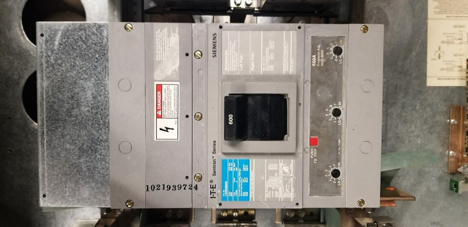 Siemens 1200A 1200 Amp 208Y120 3Ph 4W Main Lug Load Center Panelboard w ...