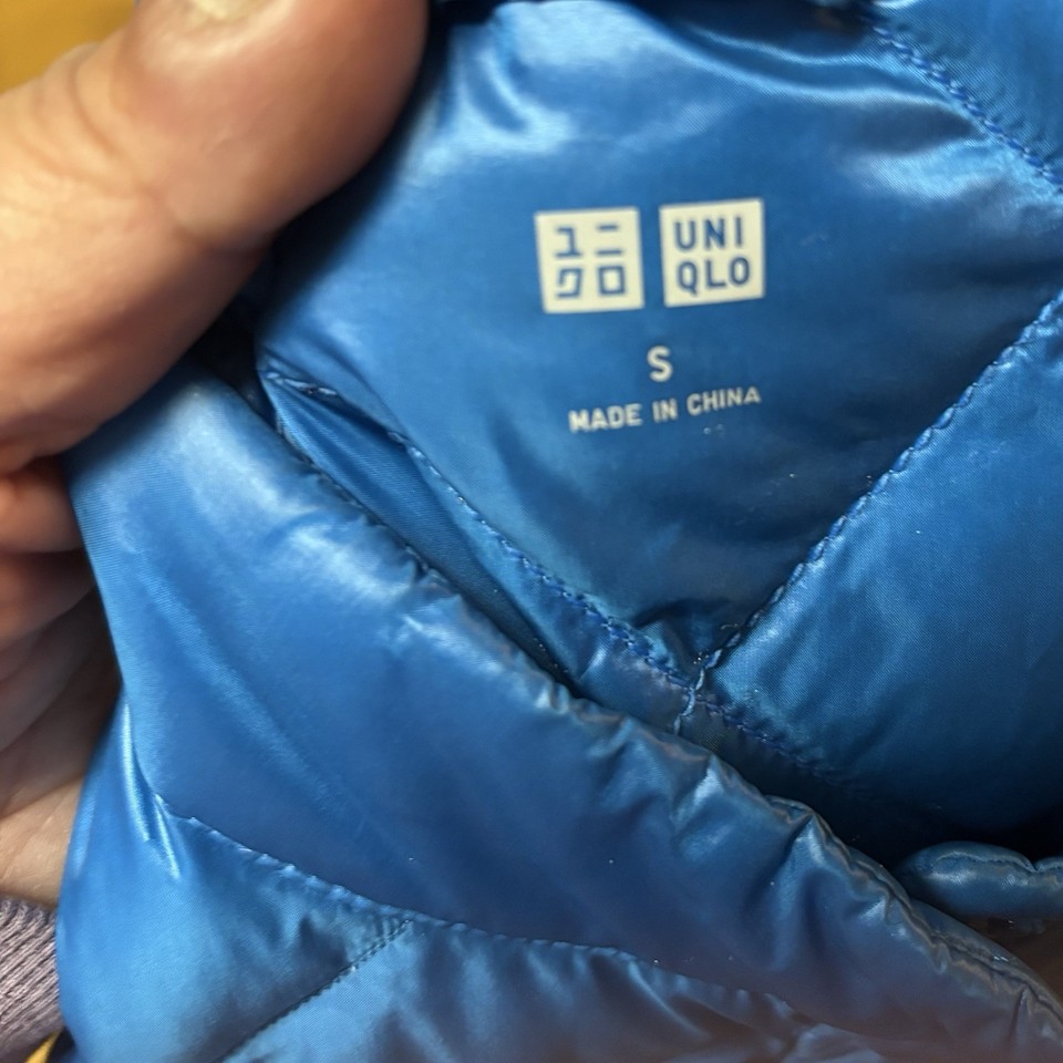 Uniqlo Blue Quilted Ultra Light Down Filled Preppy Coastal Packable ...