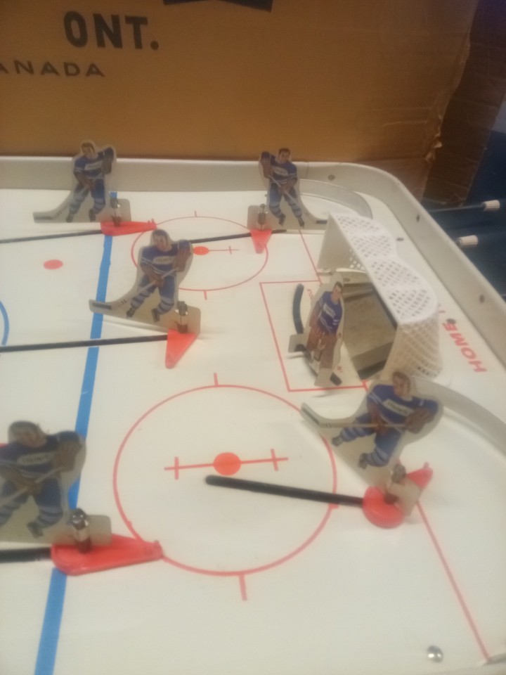1961 Munro hockey table puck basket vintage hockey table game Canada W ...
