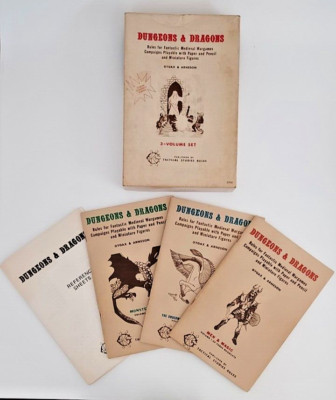 TSR D&D - Original White Box (1976 5th Print Books in 1977 6th Box ...