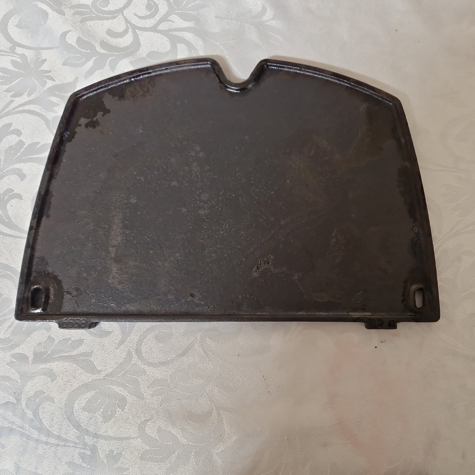 Cast Iron Cooking Griddle Plate for Weber Gas Grills – 32 x 21.8cm ...