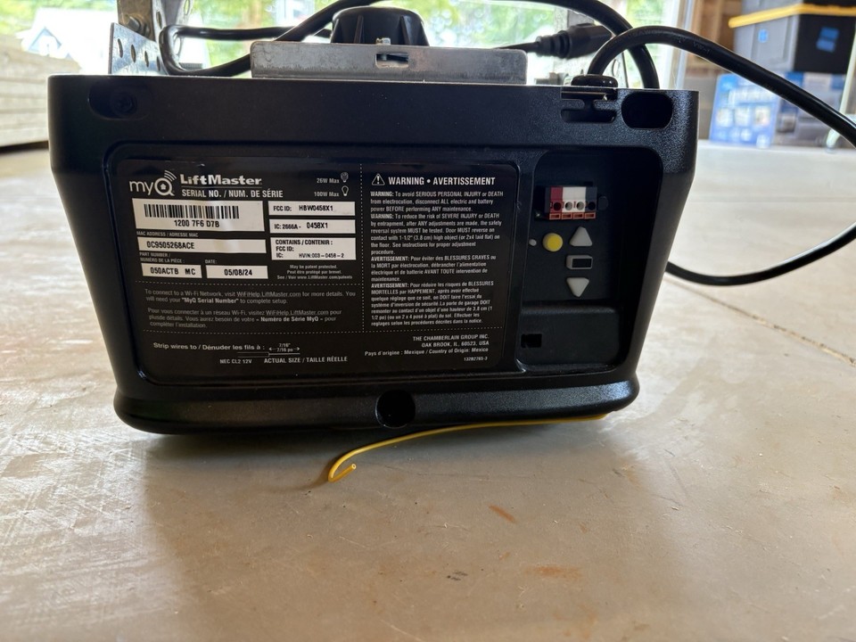 LiftMaster Garage Door Opener w/ myQ – Model 8500 – Used 3 Months ...