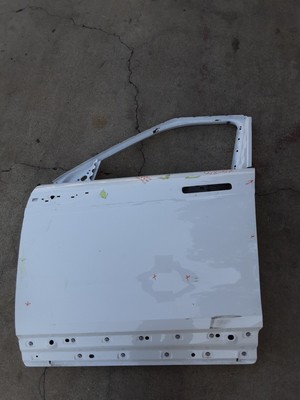 2018-2024 Range Rover Evoque L551 Front left driver lh side door shell ...