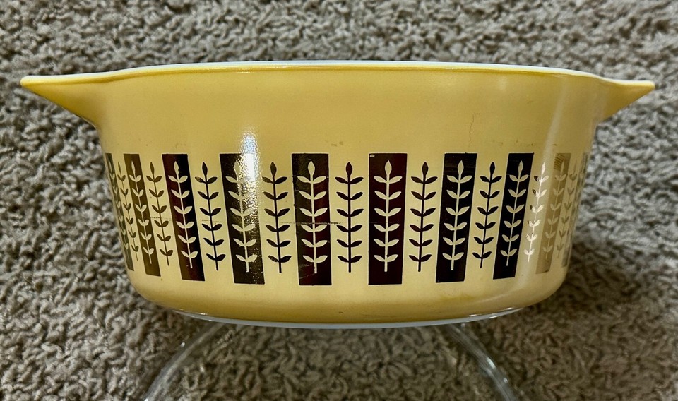 Rare 1961 PYREX Promo GOURMET GOLD on YELLOW Covered Casserole Dish ...