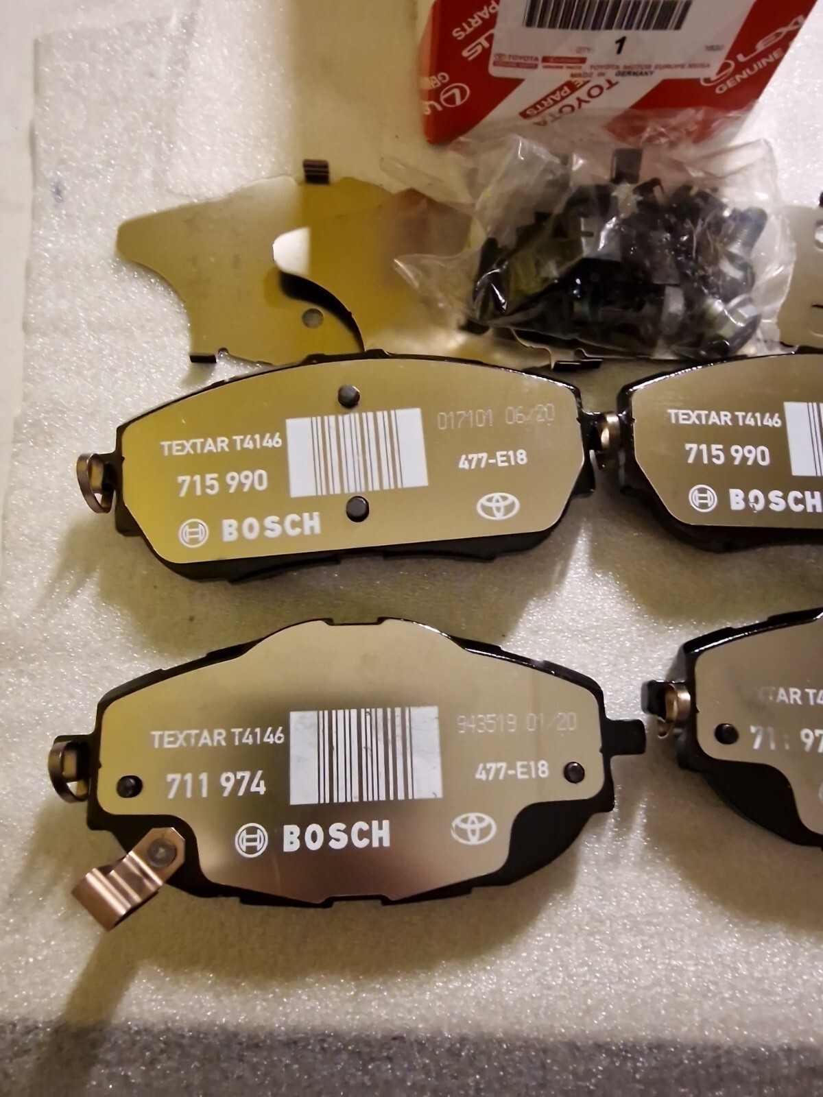 Genuine Toyota AURIS COROLLA Front Brake Pads 04465-02391 Original New ...