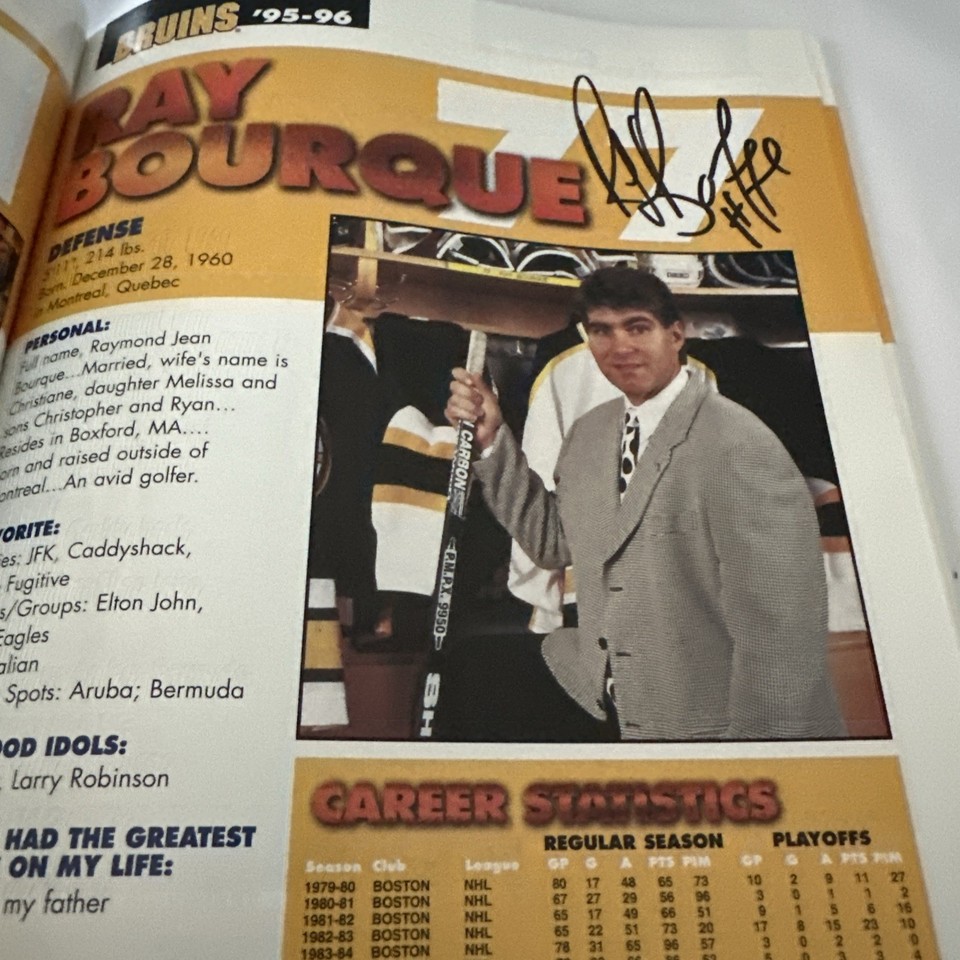 BOSTON BRUINS 1995-1996 Yearbook 8 Autographs NEELY,BOURQUE, HEINZ | eBay