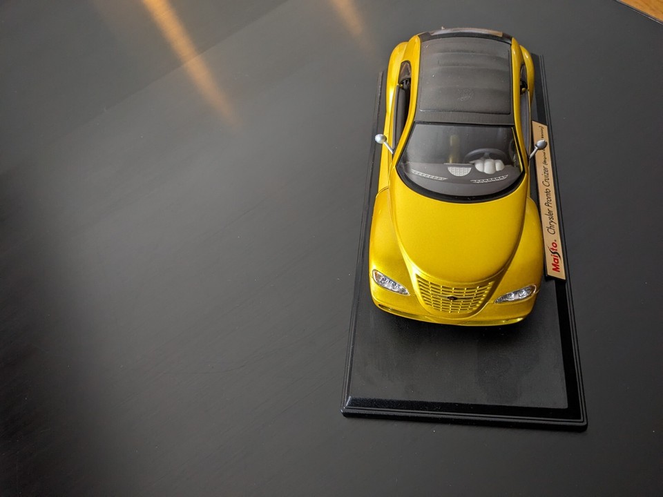 1999 Chrysler Pronto Cruizer (1:18) "Original Concept" Yellow Diecast ...