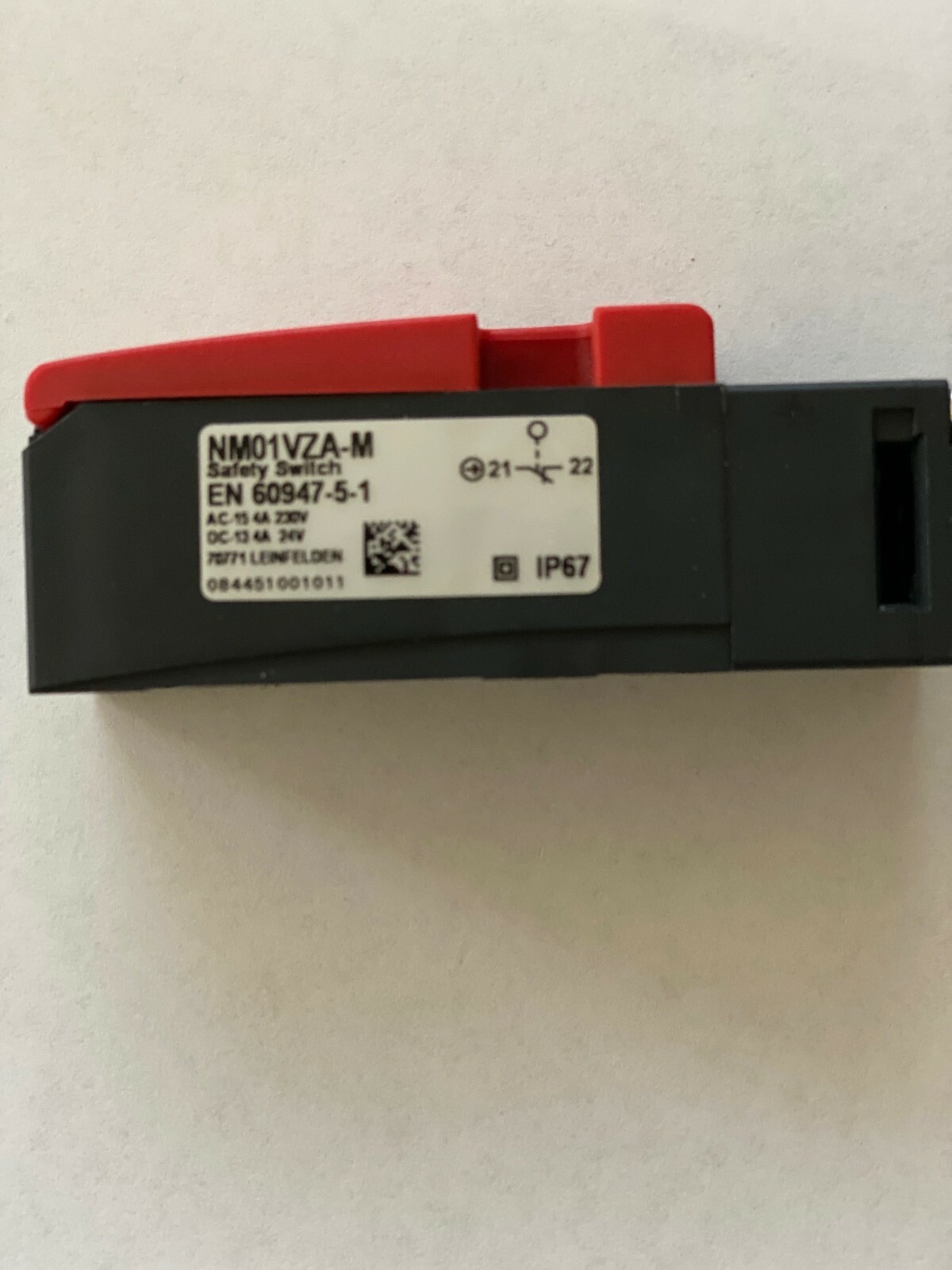 EUCHNER NM01VZA-M Mechanical Safety Switch, Small Housing - NEW IN BOX | eBay