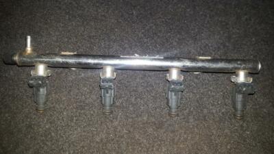 96610001 a0000788723 Fuel injector rail (injectors)(Fuel distribu ...