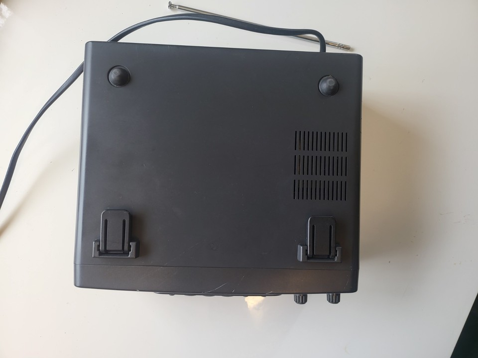 Realistic Pro 2042 1000 Chanel Scanner (25-1300mhz ) | eBay UK